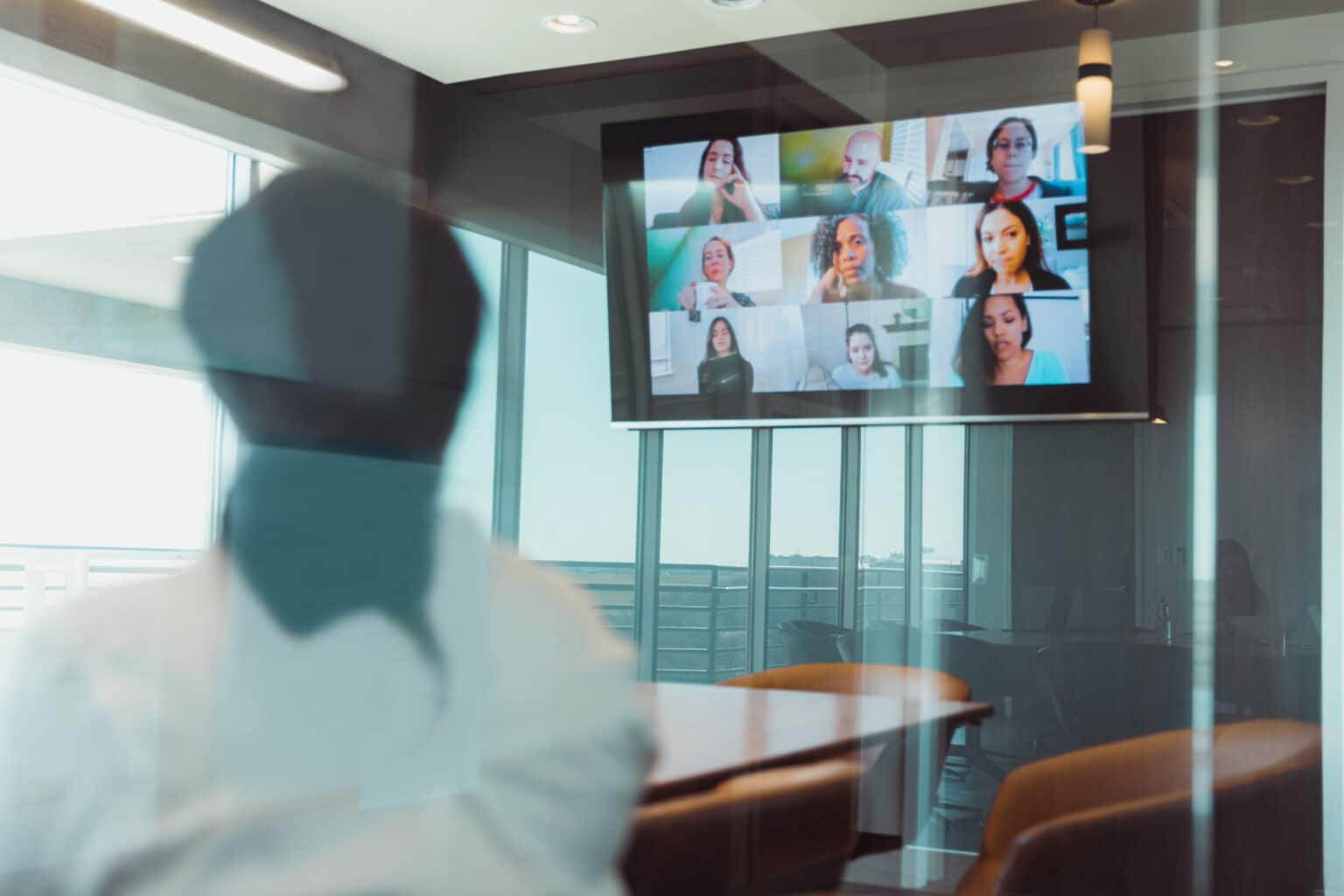 How to maintain efficient virtual board meetings | Aprio